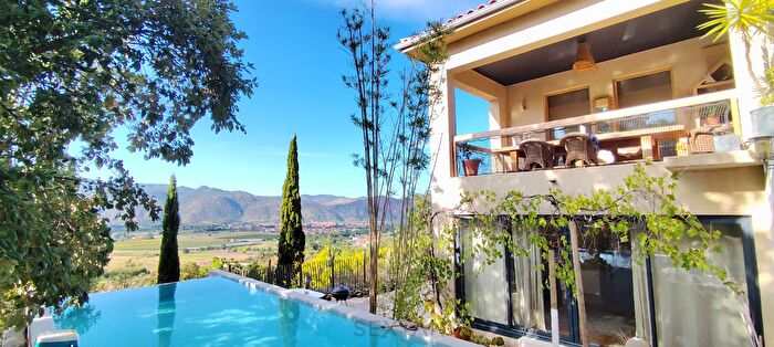 Maison 9 pièces à Vinça, à vendre