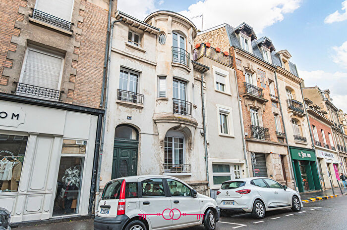 Appartement à vendre - Reims, Centre-ville - 3 pièces - 2 chambres