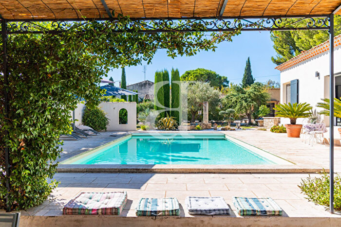 Saint-Rémy-de-Provence : Maison 8 pièces à vendre