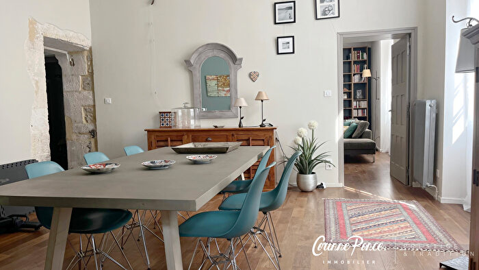 Appartement à vendre - Nîmes - 4 pièces - 3 chambres