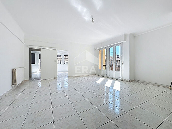 Appartement à vendre - Marseille e , Vauban - 4 pièces - 3 chambres