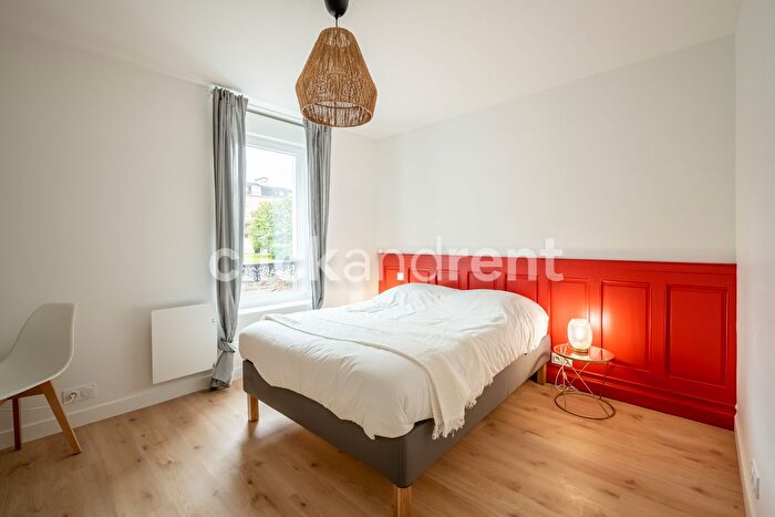 Appartement 9 pièces à louer à Noisy-le-Sec, Centre-ville, Gare