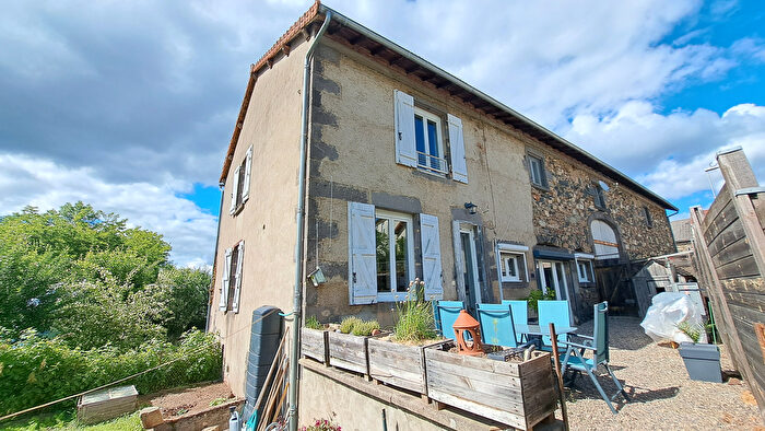 Manzat : Maison 6 pièces à vendre