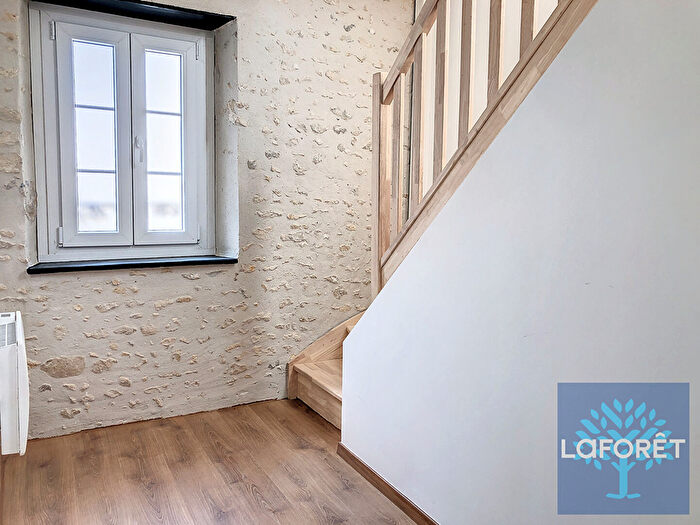 Pussay : Appartement 2 pièces à louer