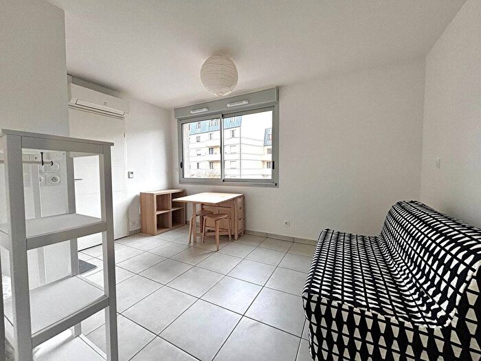 Bergson-La Terrasse, Saint-Étienne : Appartement 1 pièce à louer