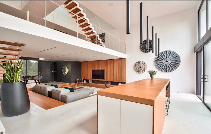 Maison 6 pièces à Aix-en-Provence, Les Milles, à vendre