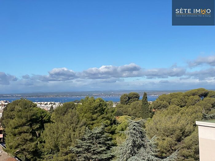 Appartement à vendre - Sète, Centre-ville - 5 pièces - 4 chambres