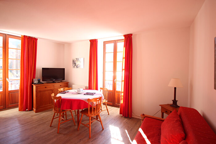 Appartement à vendre - Ax-les-Thermes - 3 pièces - 2 chambres