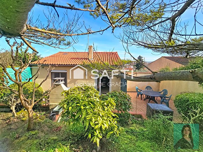 Maison à vendre - Ayguesvives - 3 pièces - 2 chambres