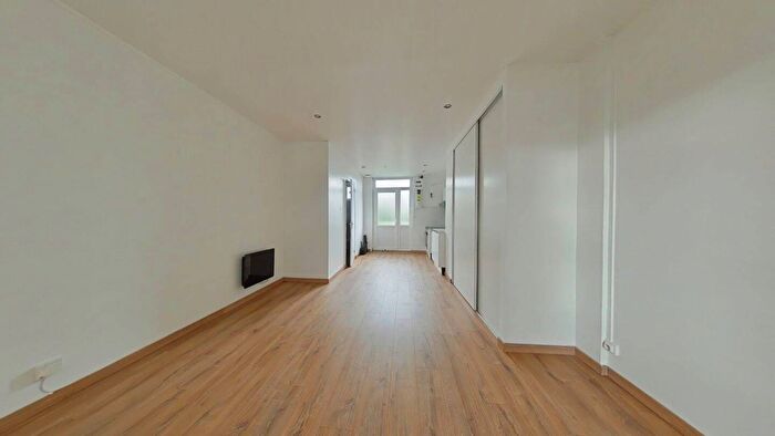 Appartement à louer - Saint-Étienne - 2 pièces - 1 chambre