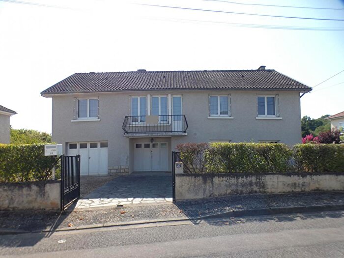 Maison à vendre - Terrasson-Lavilledieu - 5 pièces - 3 chambres