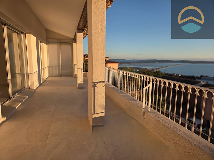 Maison à vendre - Hyères, Costebelle, Almanarre - 6 pièces - 4 chambres