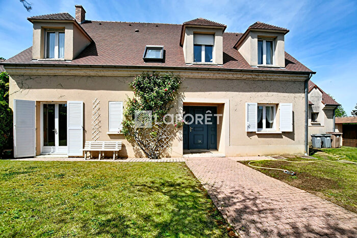 Maison 9 pièces à Louveciennes, à vendre