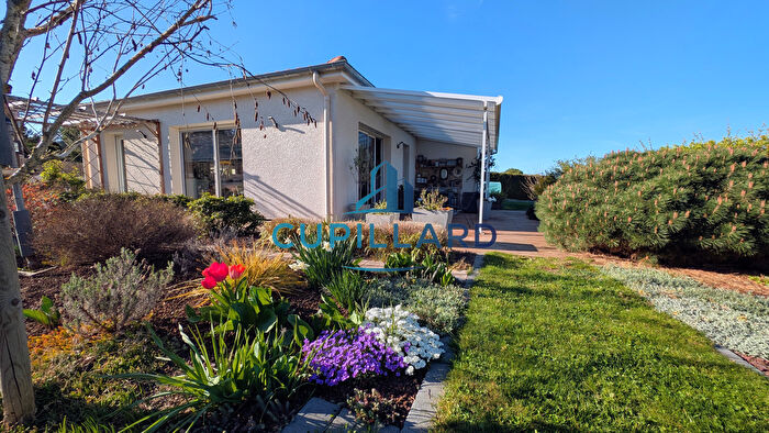 Maison à vendre - Villerest - 4 pièces - 3 chambres