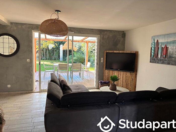 Appartement à louer - Les Minimes-Tasdon, La Rochelle - 1 pièce - 3 chambres