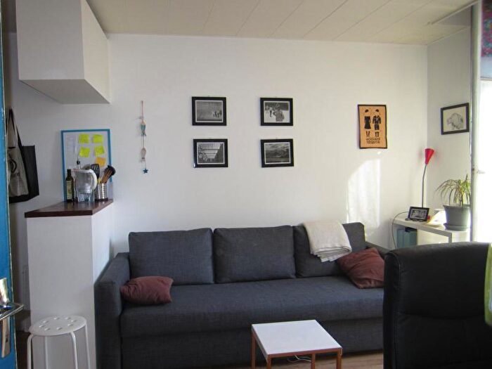 Appartement à louer - Bordeaux, Fondaudège - 1 pièce