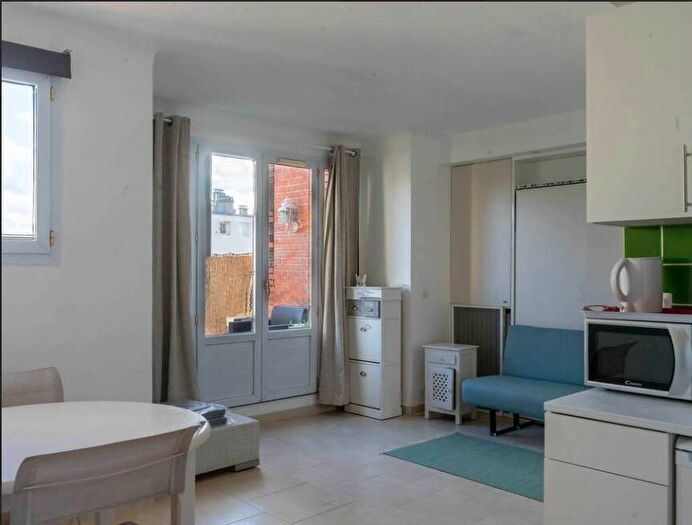 Appartement à louer - Epinettes, Issy-les-Moulineaux - 1 pièce