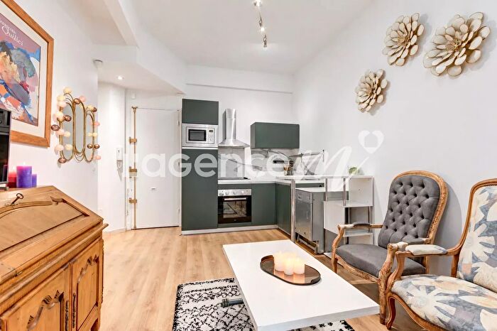 Appartement 3 pièces à Nice, Le Port, à vendre