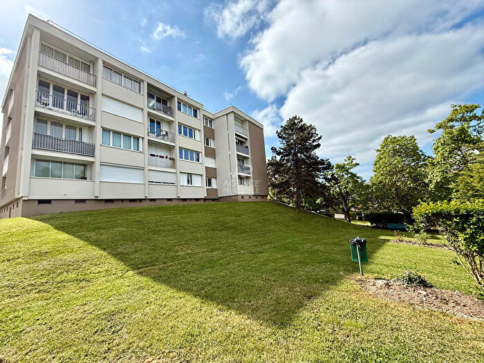 Appartement à vendre - Carrières-sur-Seine, Centre historique - 2 pièces - 1 chambre