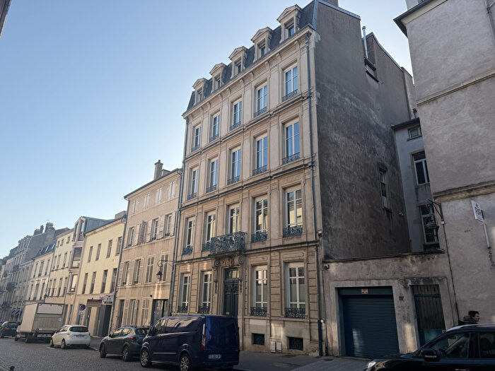Appartement à louer - Nancy, Ville vieille, Léopold - 1 pièce