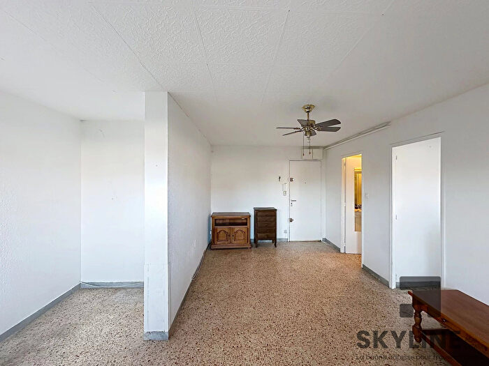 Marseille 4ème, Les Chartreux : Appartement 2 pièces à vendre