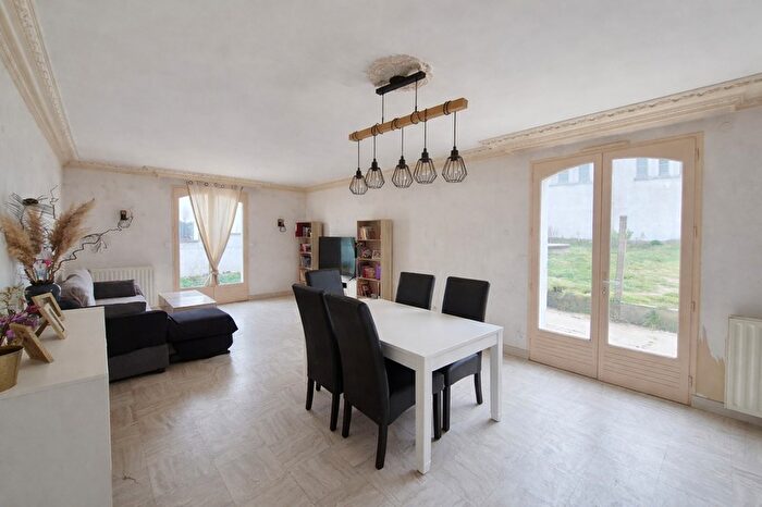 Maison 6 pièces à vendre - Méral