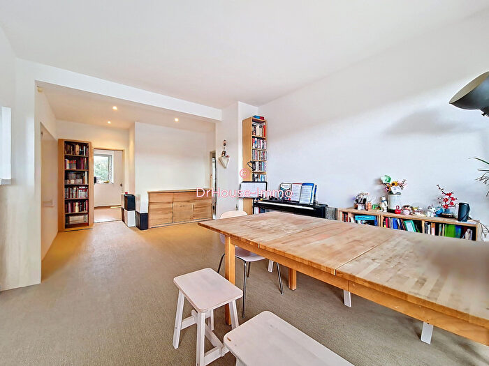 Appartement à vendre - Garches, Porte Jaune, Petit Garches - 4 pièces - 2 chambres