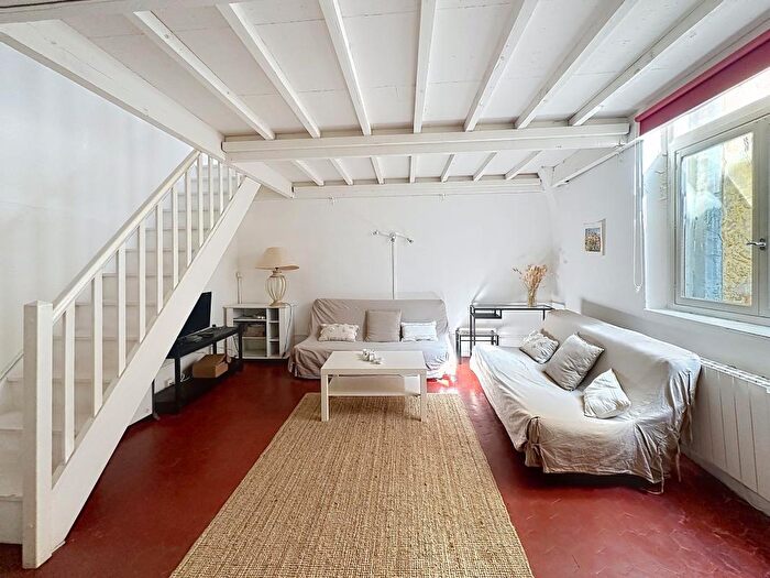 Appartement 2 pièces à Avignon, Palais des Papes, Zone Piétonne, à louer