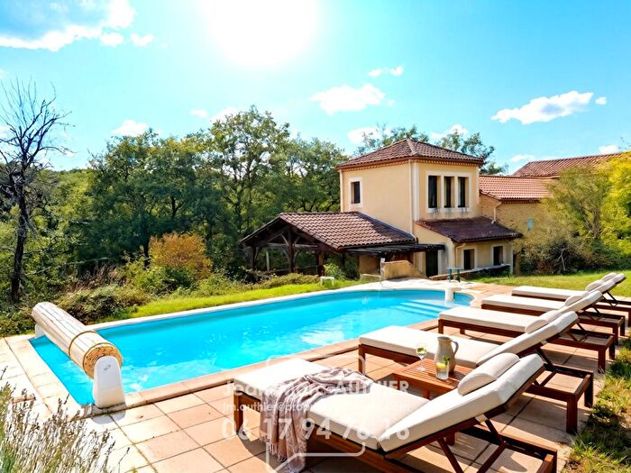 Maison 8 pièces à Belvès, à vendre