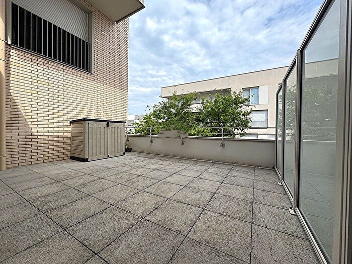Appartement 4 pièces à Fosses, à vendre