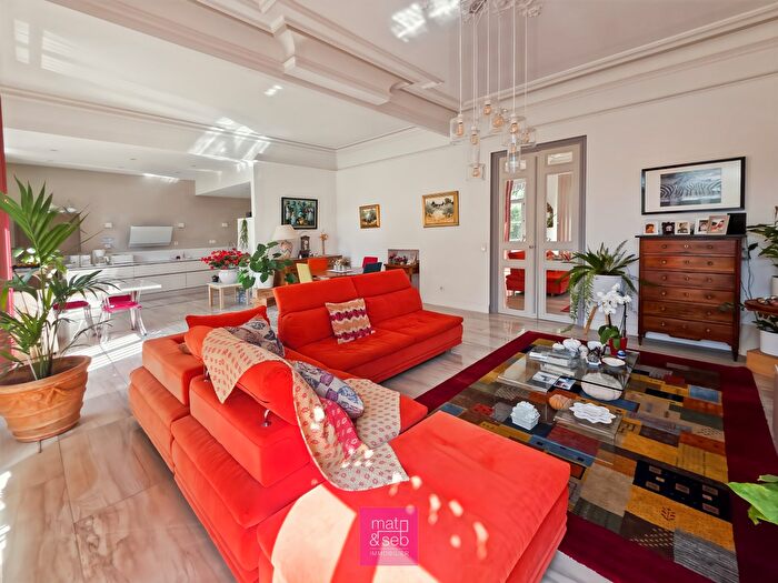 Nîmes, Carmes : Appartement 4 pièces à vendre