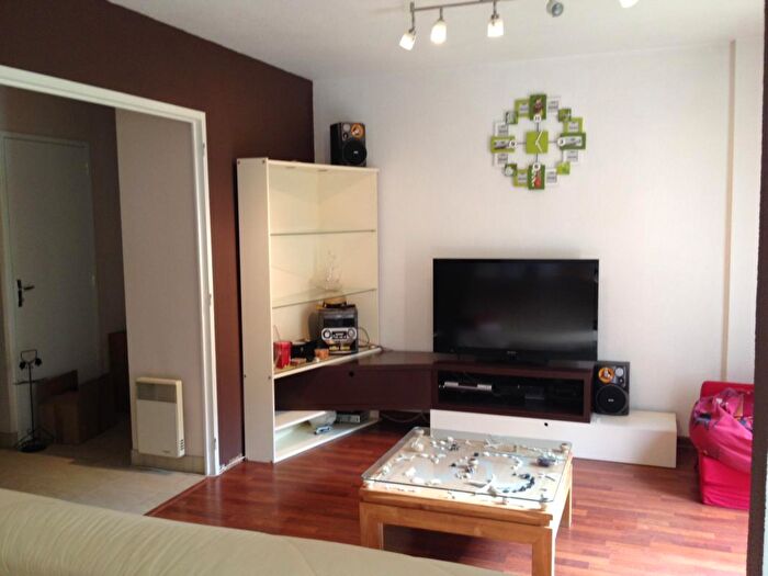 Appartement à vendre - Déville-lès-Rouen - 3 pièces - 1 chambre