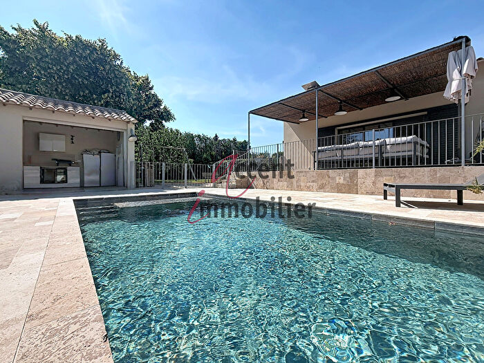 Maison 5 pièces à vendre à Mollégès