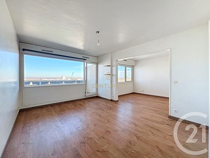 Appartement à vendre - Noisy-le-Grand, Est - 4 pièces - 2 chambres