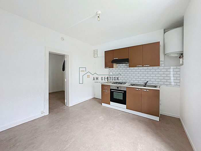 Appartement 2 pièces à louer à Limoges, Bénédictins, Montplaisir