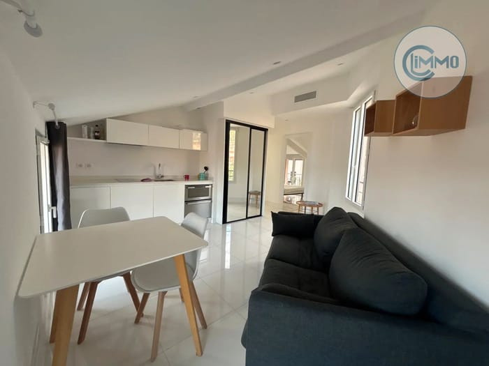 Villefranche-sur-Mer - Appartement 2 pièces à louer
