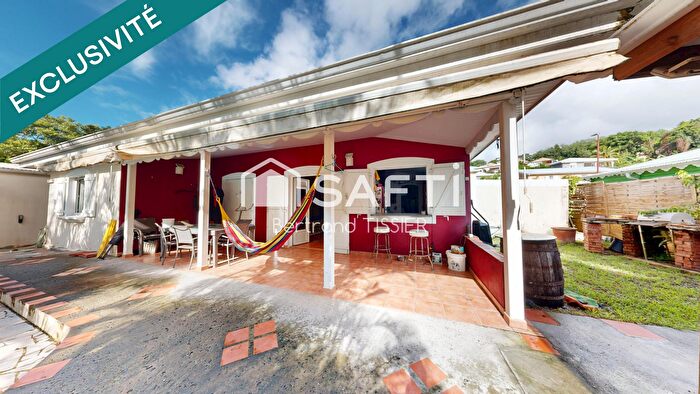 Maison à vendre - Le Lamentin - 5 pièces - 4 chambres