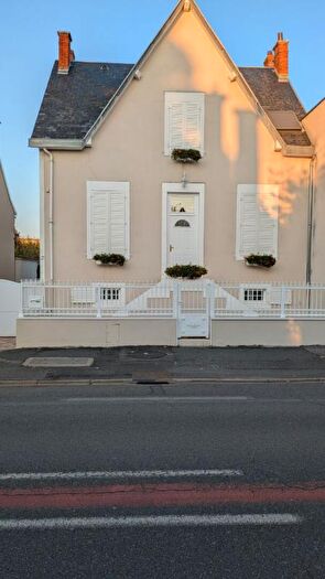 Maison 8 pièces à vendre à Varennes-sur-Allier