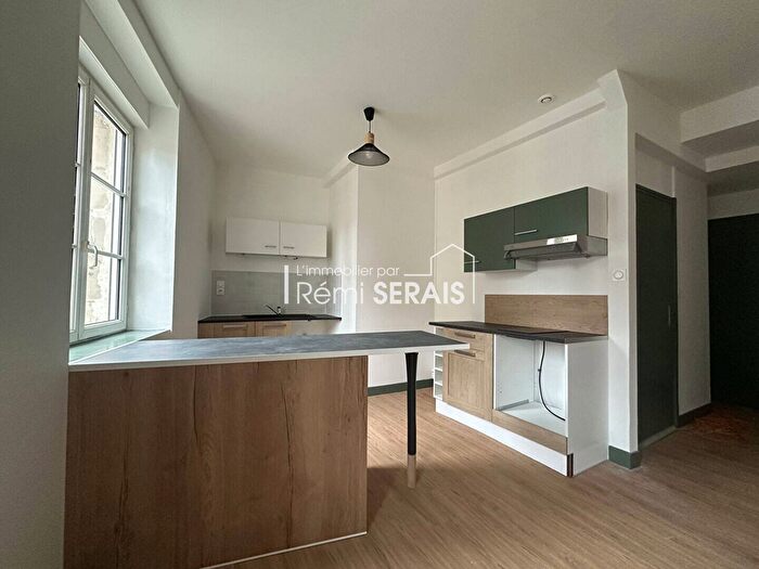 Appartement à louer - Centre Ville-Saint Léonard-Notre-Dame, Alençon - 3 pièces - 1 chambre