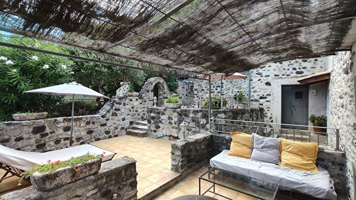 Maison à vendre - Chomérac - 5 pièces - 3 chambres