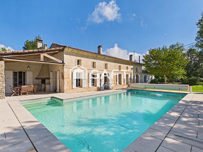 Cézac - Maison 7 pièces à vendre