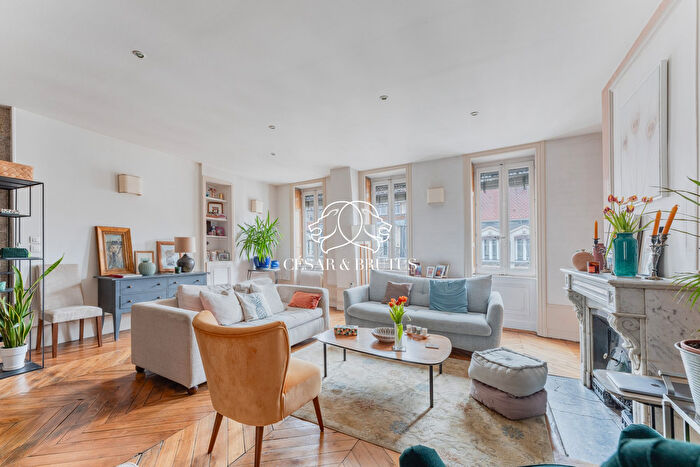 Appartement à vendre - Lyon e , Cordeliers Bellecour - 5 pièces - 3 chambres