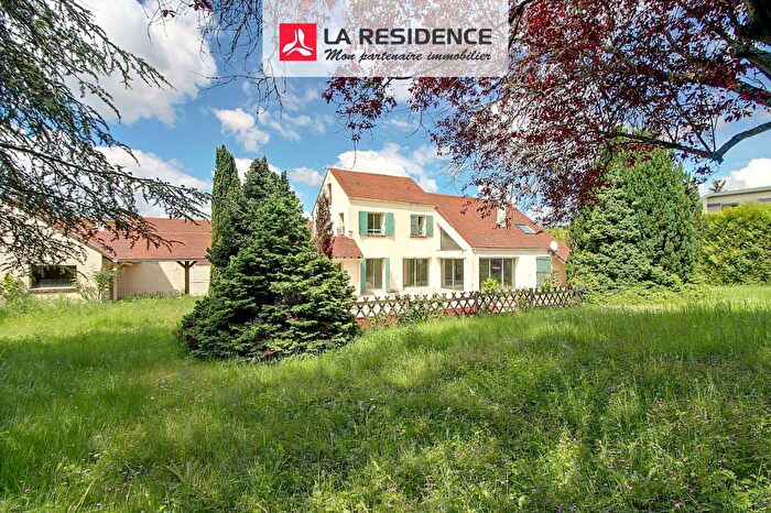 Maison à vendre - Orgeval - 9 pièces - 6 chambres