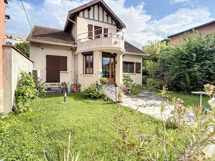 Maison à vendre - Toulouse, Barrière de Paris - 5 pièces - 3 chambres