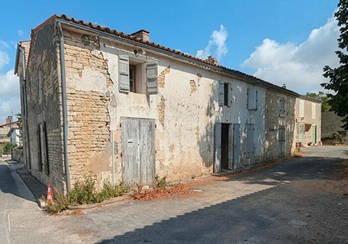 Maison 6 pièces à vendre à Cramchaban