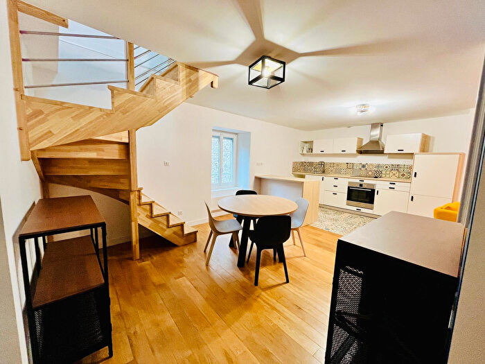 Appartement à louer - Orléans, Cathédrale, Jeanne dArc - 2 pièces - 1 chambre