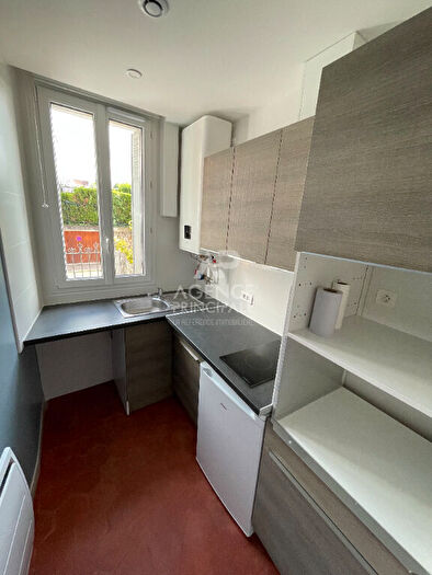 Appartement à louer - Poissy, Centre-ville - 1 pièce