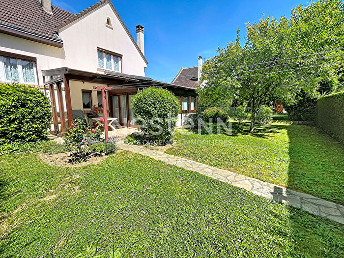 Plaisir, Centre-ville, Château - Maison 5 pièces à vendre