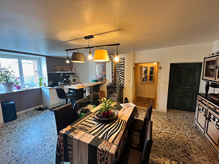 Maison à vendre - Saint-Crépin - 5 pièces - 3 chambres