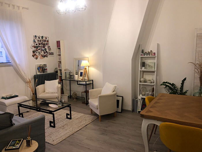 Appartement à louer - Évreux, Centre-ville - 2 pièces - 1 chambre